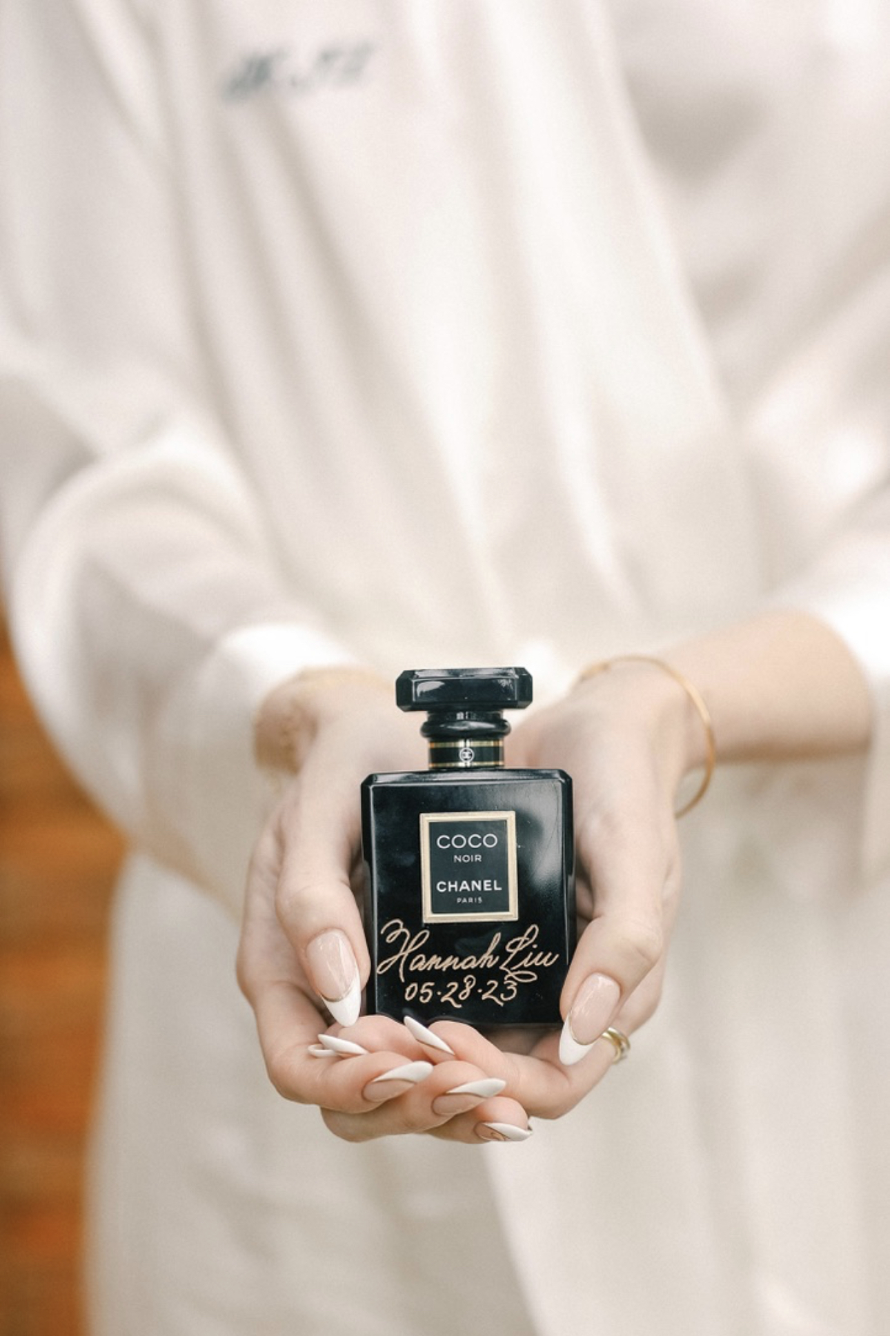 Personalize Your Perfume Bottles: The Art of Perfume Engraving ...