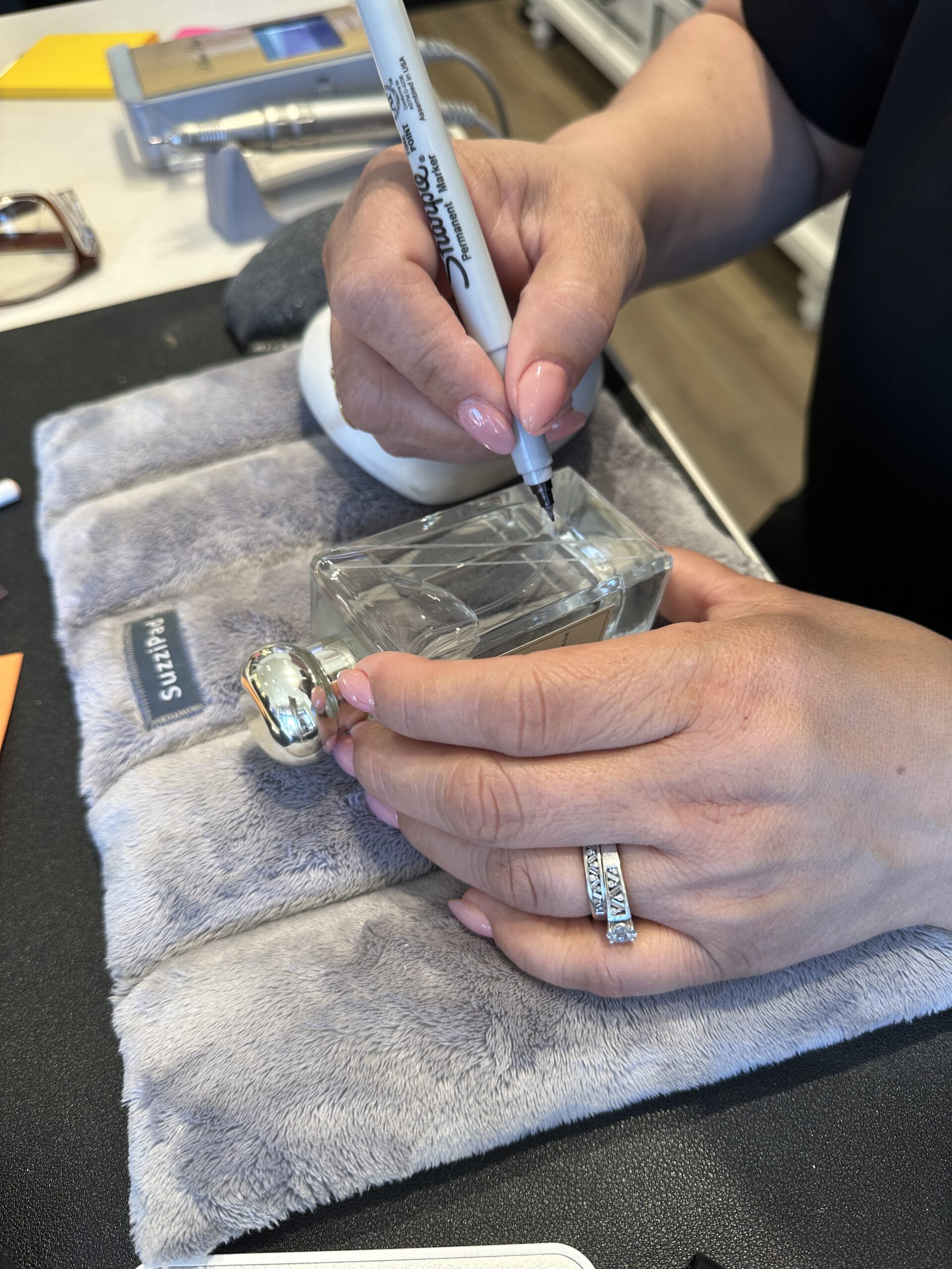 Personalize Your Perfume Bottles: The Art of Perfume Engraving ...